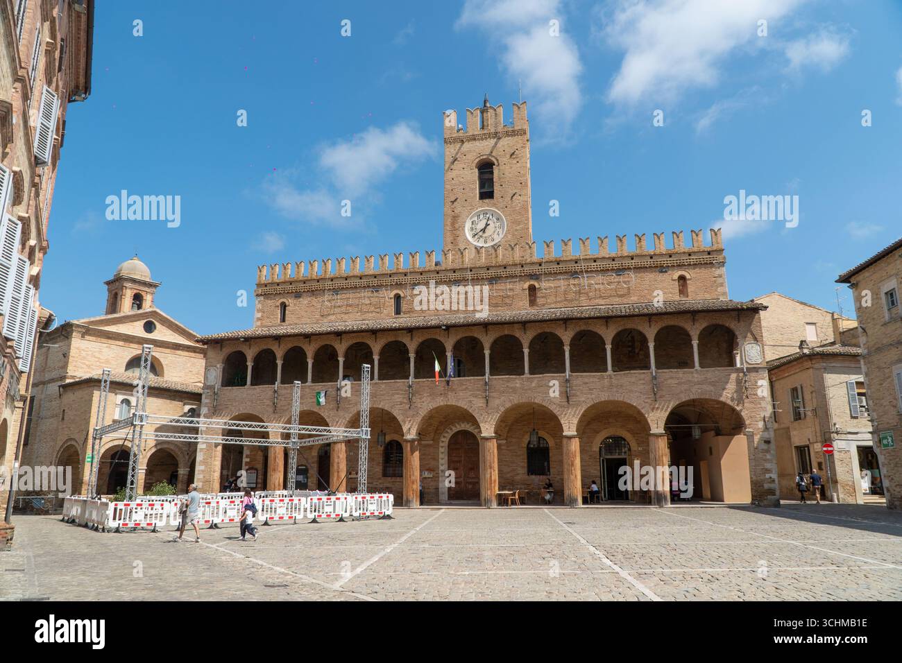 Offida italia hi-res stock photography and images - Alamy