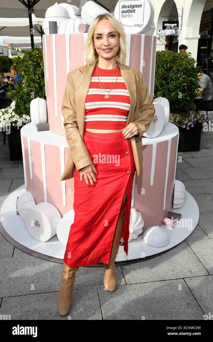 abb Janin Ullmann Moderatorin zu Gast bei den 15.Jubilaeums des ...