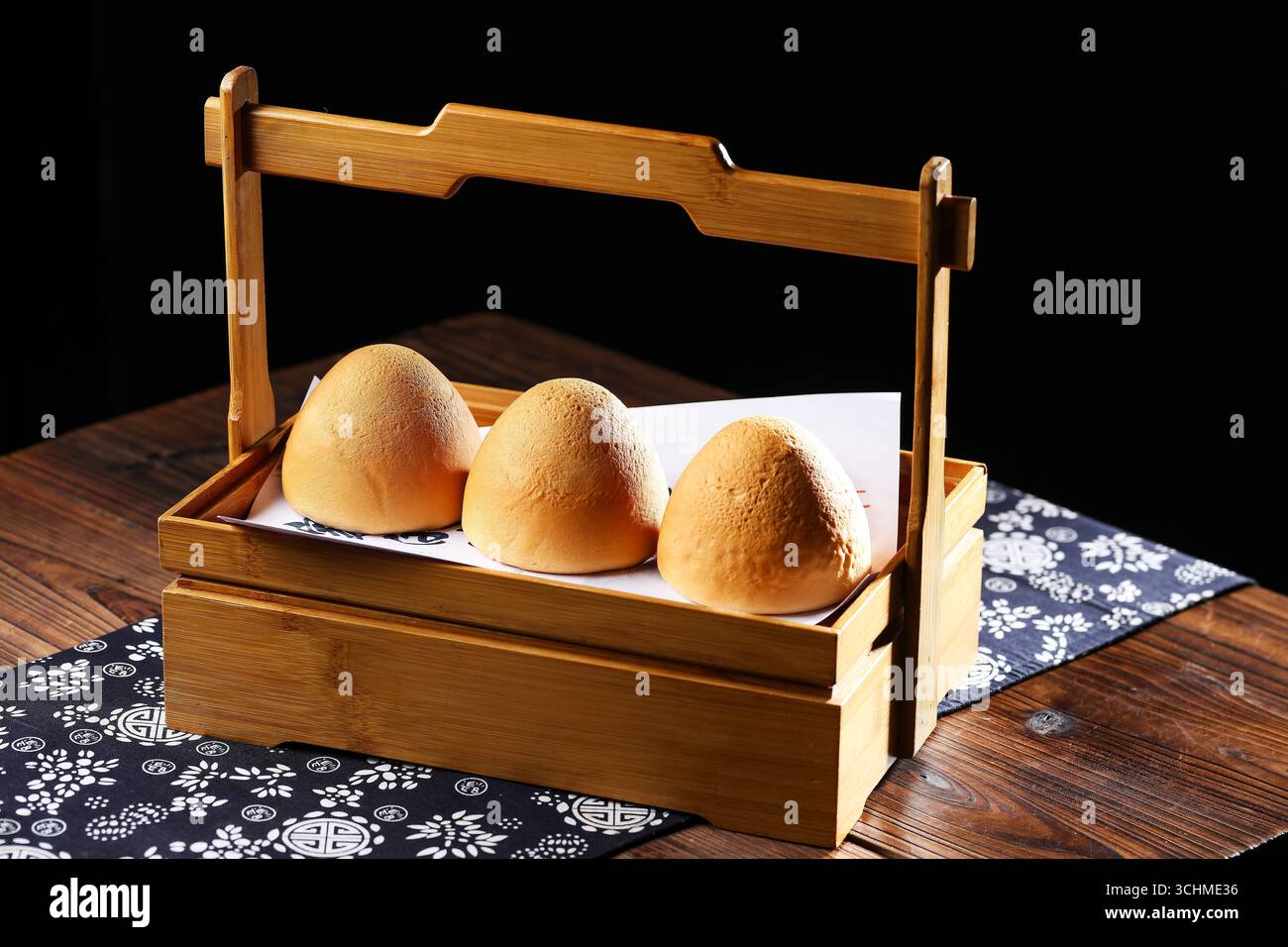 Three chinese baked buns hi-res stock photography and images - Alamy