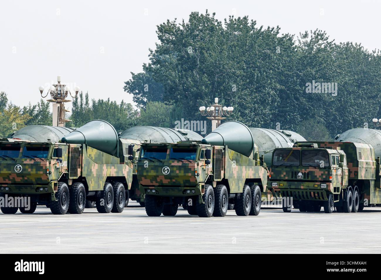 (250903) -- BEIJING, Sept. 3, 2025 (Xinhua) -- The nuclear missile ...