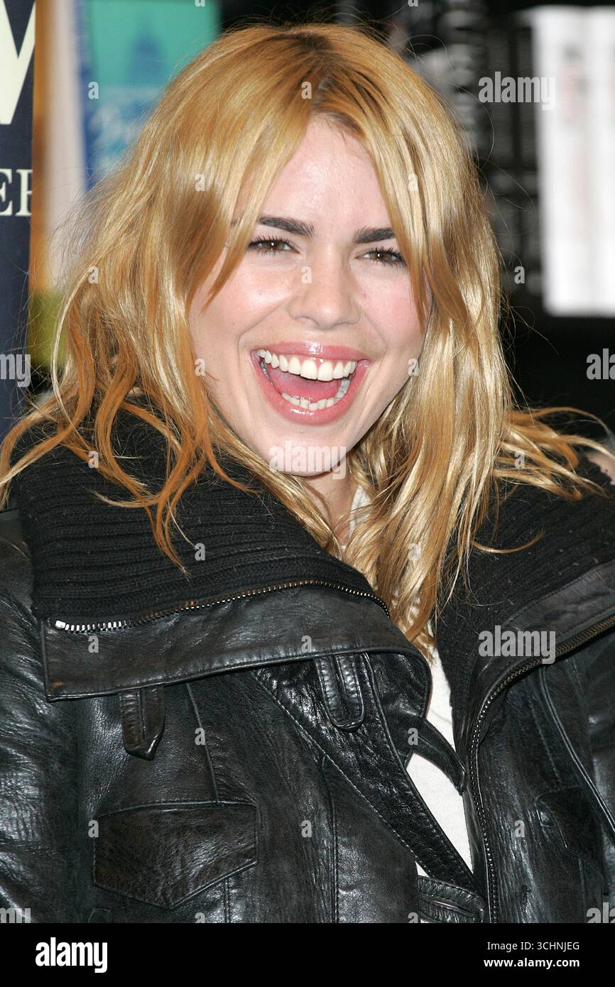 Billie Piper at the signing of her autobiography 'Growing Pain', at ...