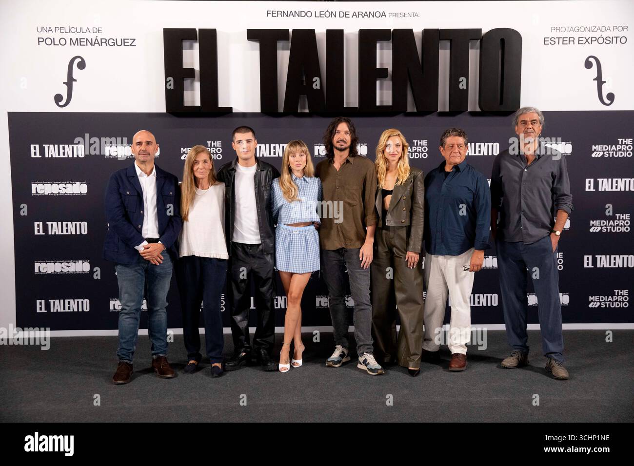 (L-R) Javier Méndez, Patricia de Muns, Juan Pablo Fuentes, Ester ...