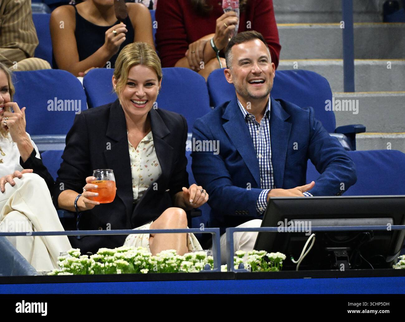 Flushing NY, USA. 02nd Sep, 2025. Elizabeth Banks is seen watching ...