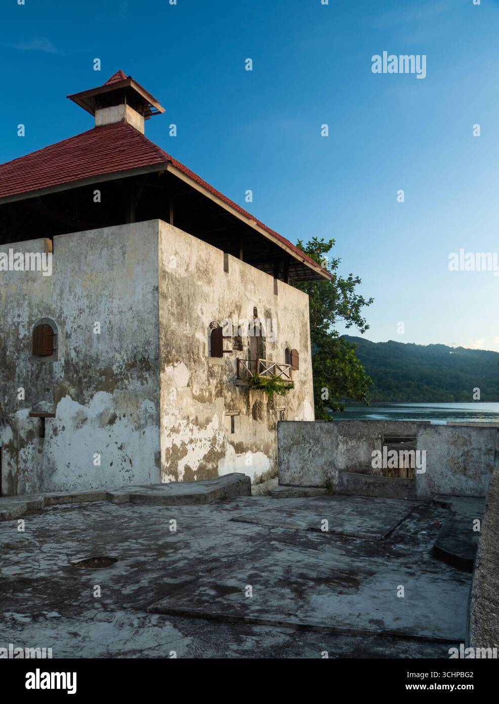 Dutch colonial-era Fort Amsterdam, Pulau Ambon Stock Photo - Alamy