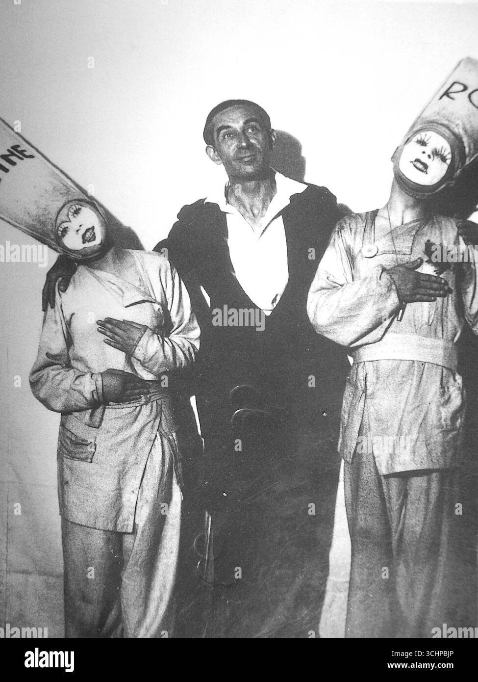 Claude Cahun - Pierre Albert-Birot (french avant-garde poet) surrounded ...