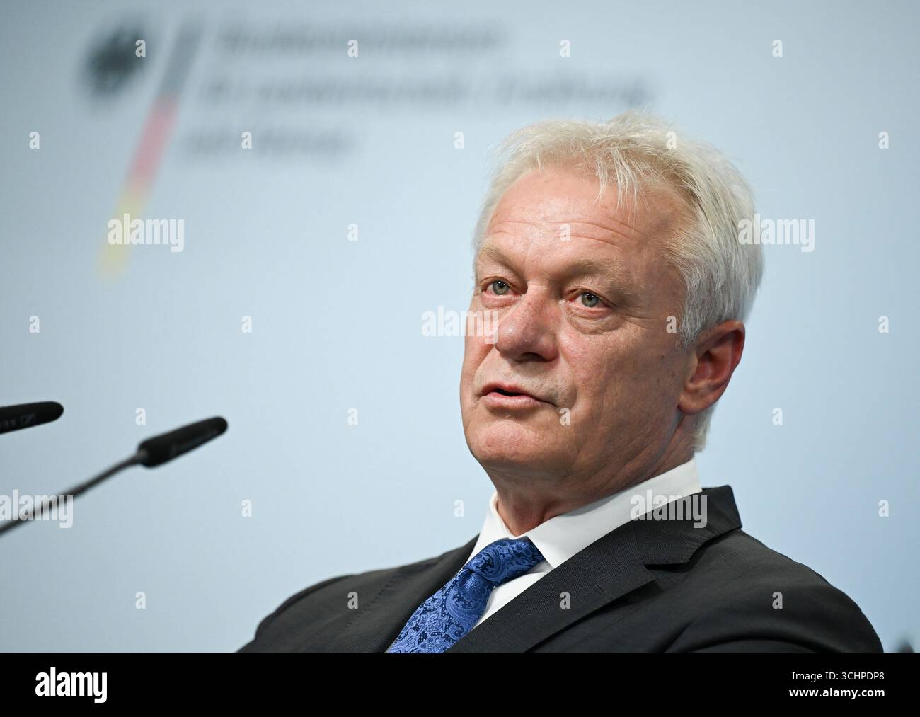 German Agriculture Minister Alois Rainer presents the official Harvest ...