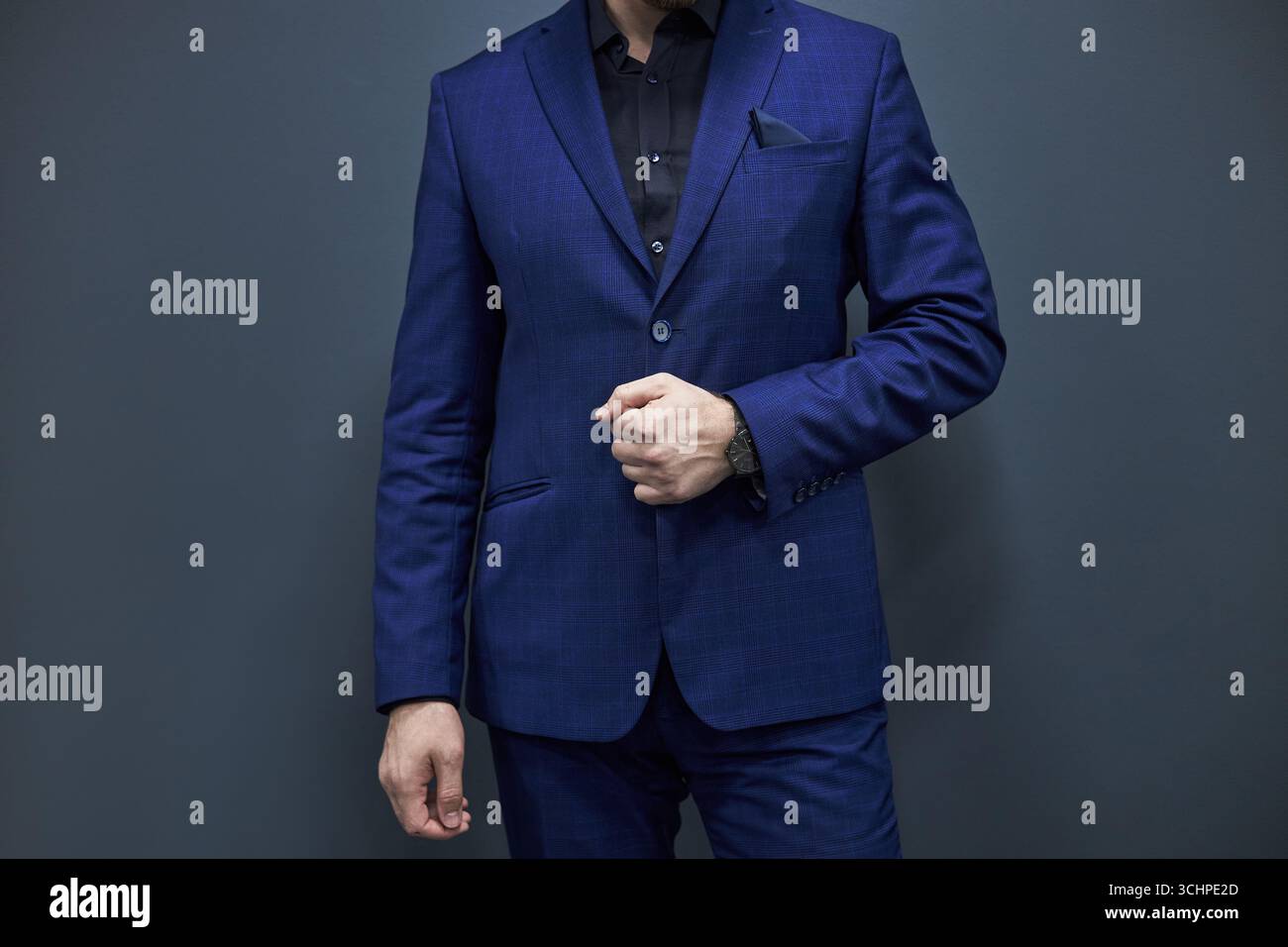 Business man wearing formalwear hi-res stock photography and images - Alamy
