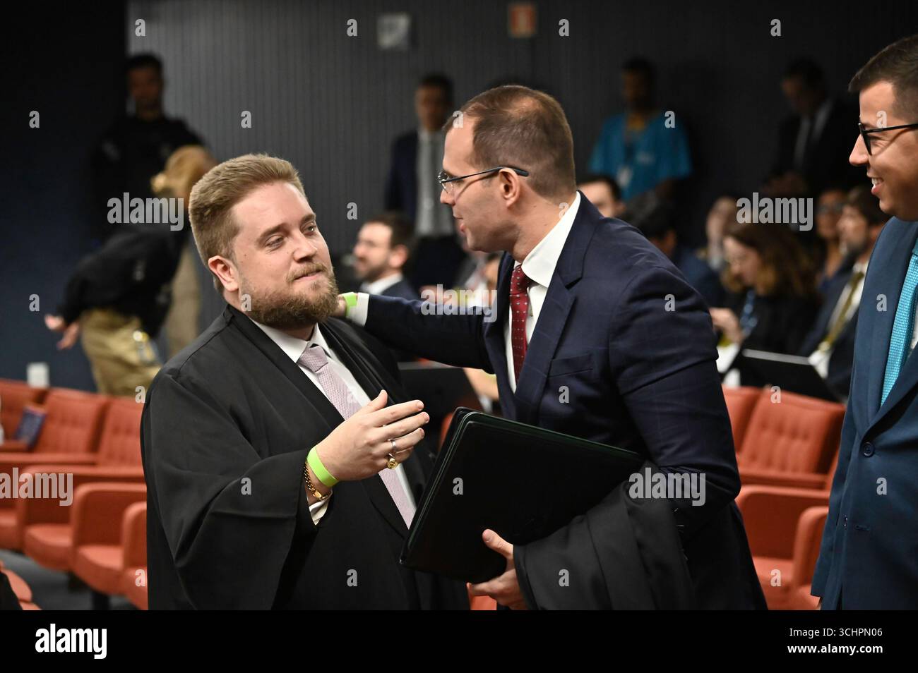 Defense attorney th hi-res stock photography and images - Alamy