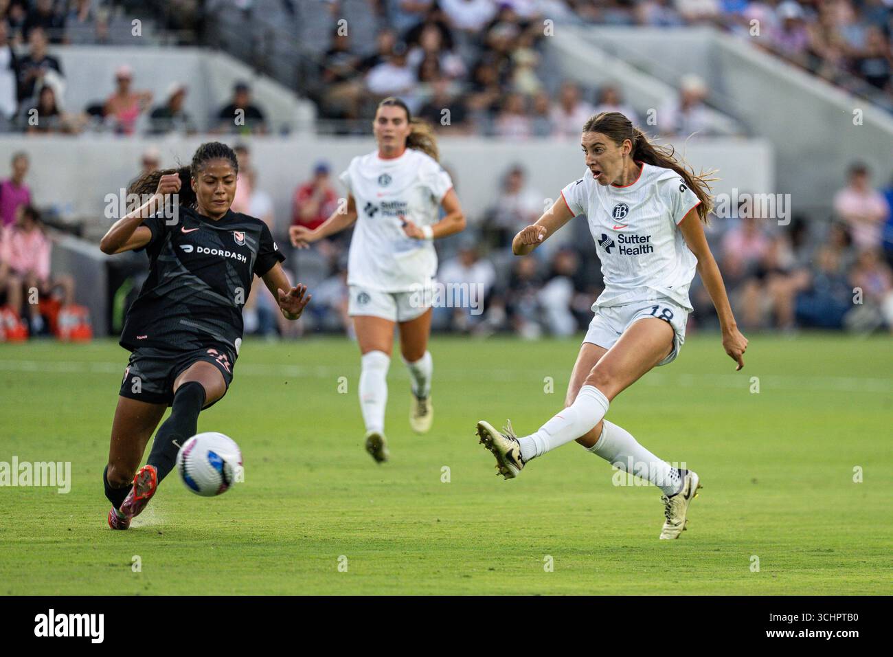Bay FC midfielder Joelle Anderson (18) takes a shot during a NWSL match ...