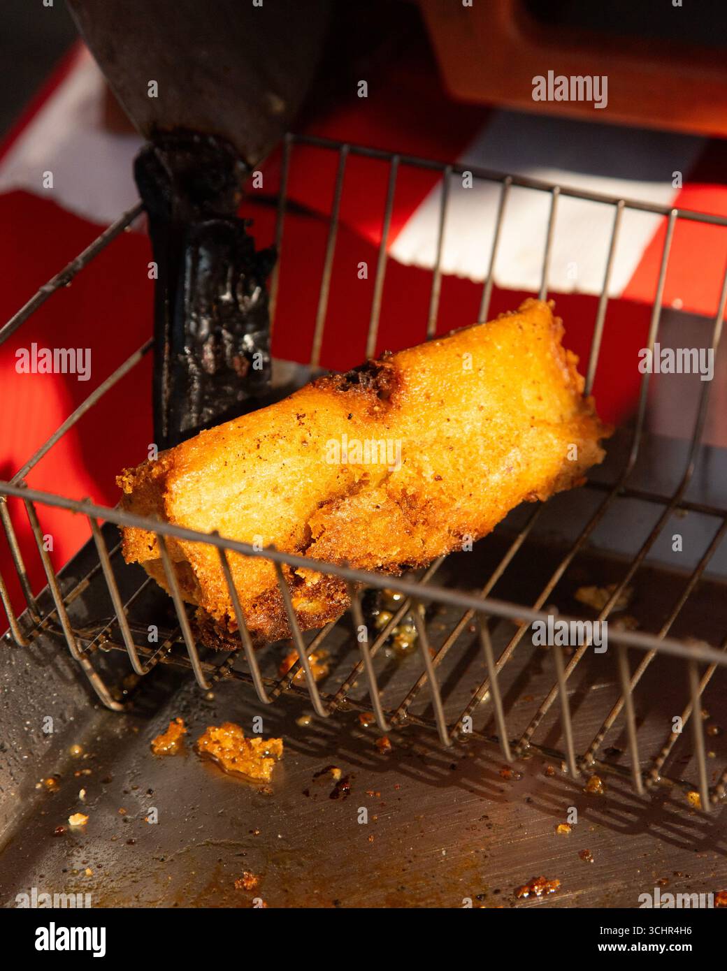 Street food stand serving fried tamales in Mexico City Stock Photo - Alamy