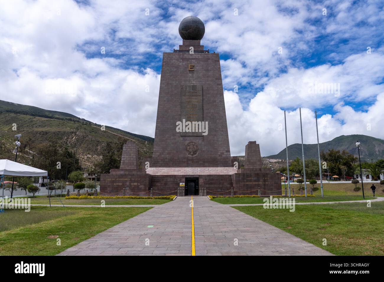 The Monument to the Equator & equatorial marker line in the equator ...