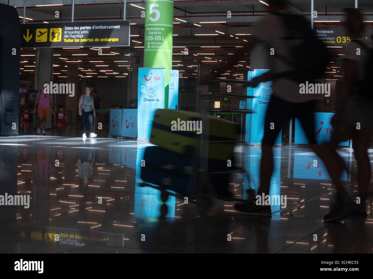 03 September 2025, Spain, Palma: People walk through Palma de Mallorca ...