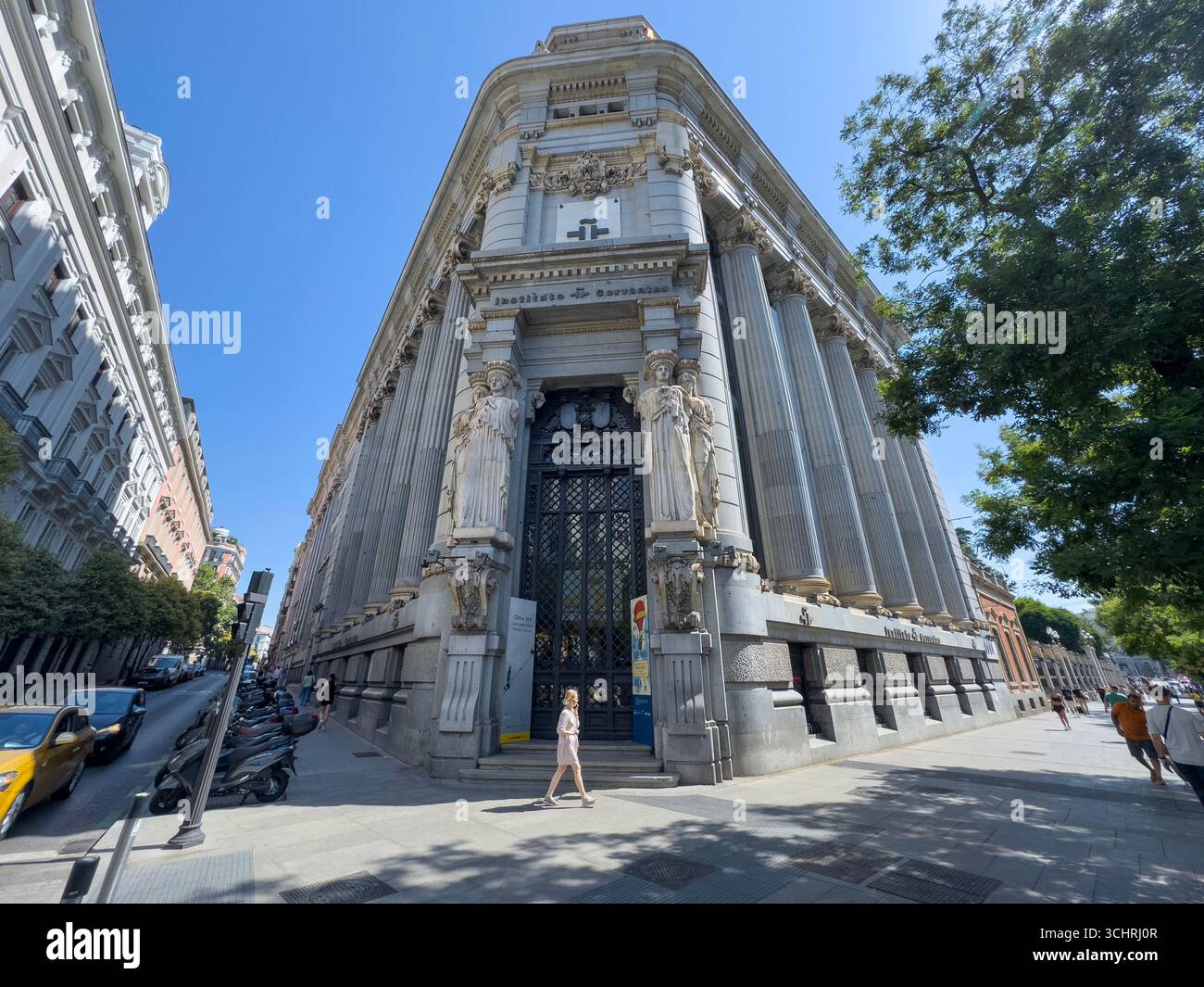 main headquarters of the Instituto Cervantes, calle Alcalá y Barquillo ...