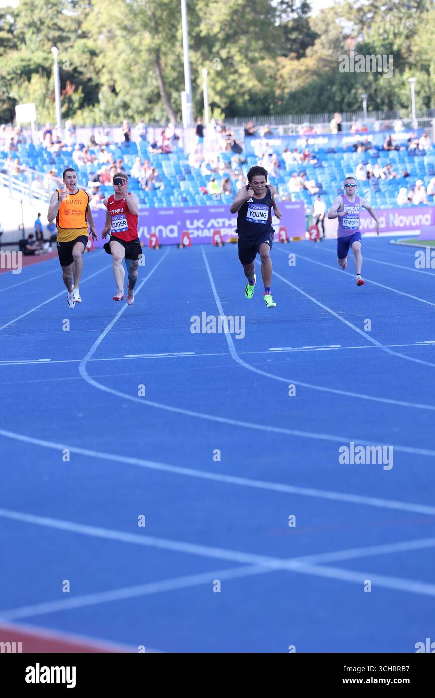 100 m ambulant hi-res stock photography and images - Alamy