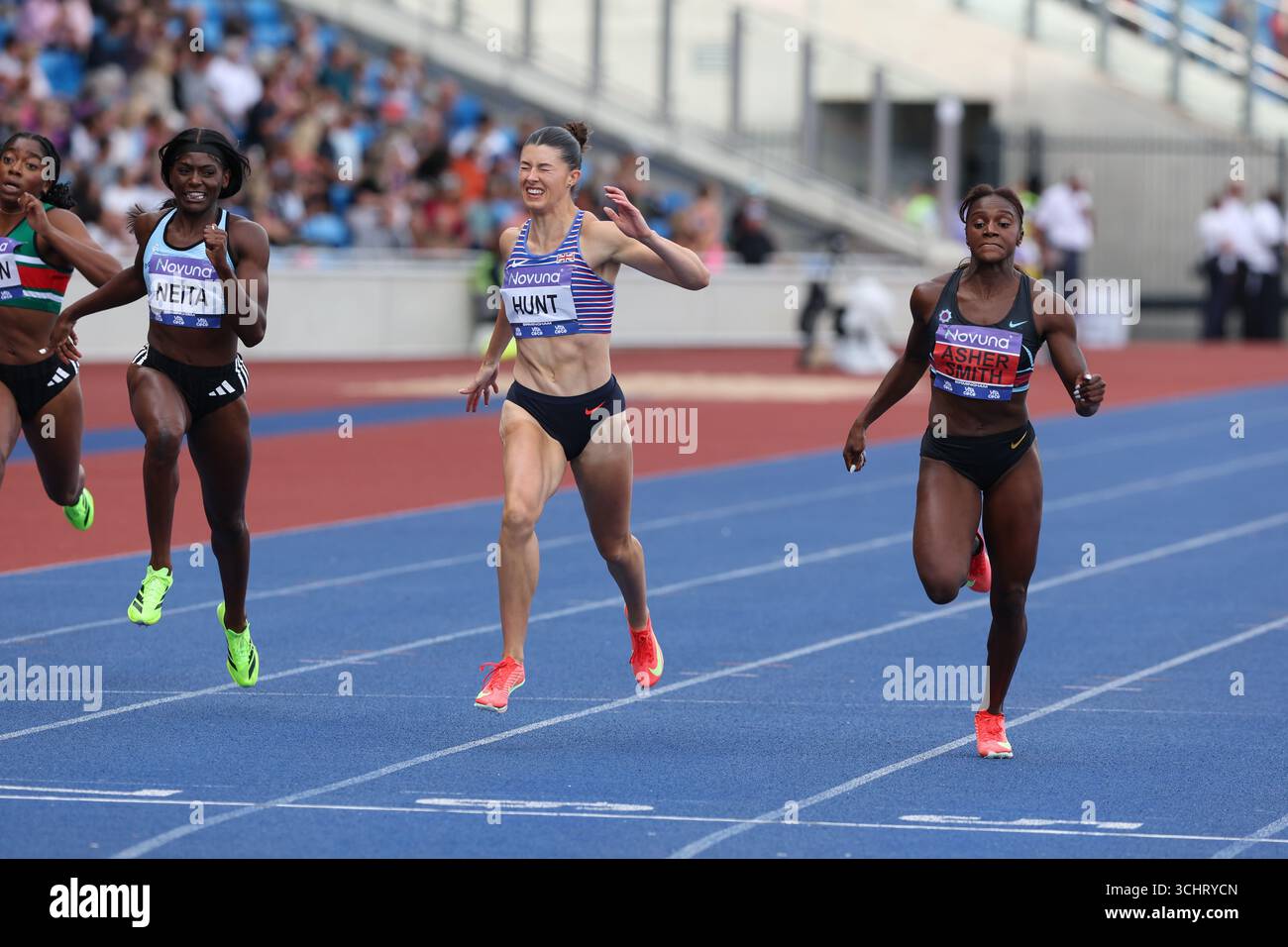 Amy hunt hi-res stock photography and images - Alamy