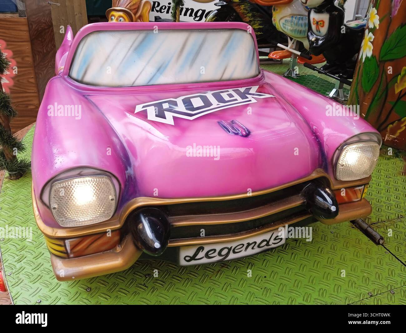 symbol for car traffic and motorized traffic on the road symbol for car ...