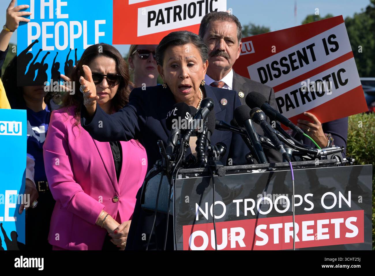 US Congresswoman Nydia Velazquez(D-NY) speaks about call for an end to ...