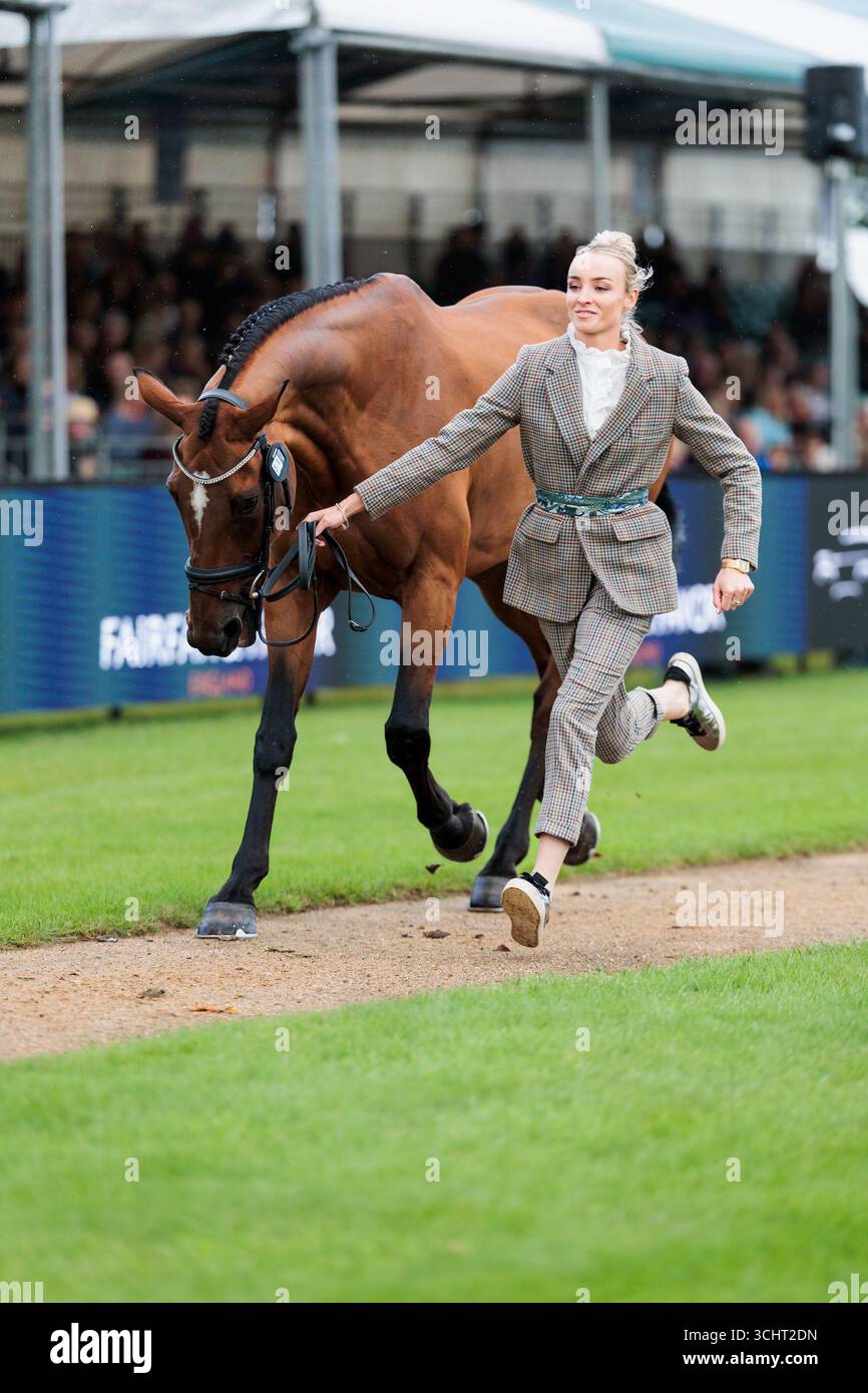 Emily King of Great Britain with Valmy Biats during the first horse ...
