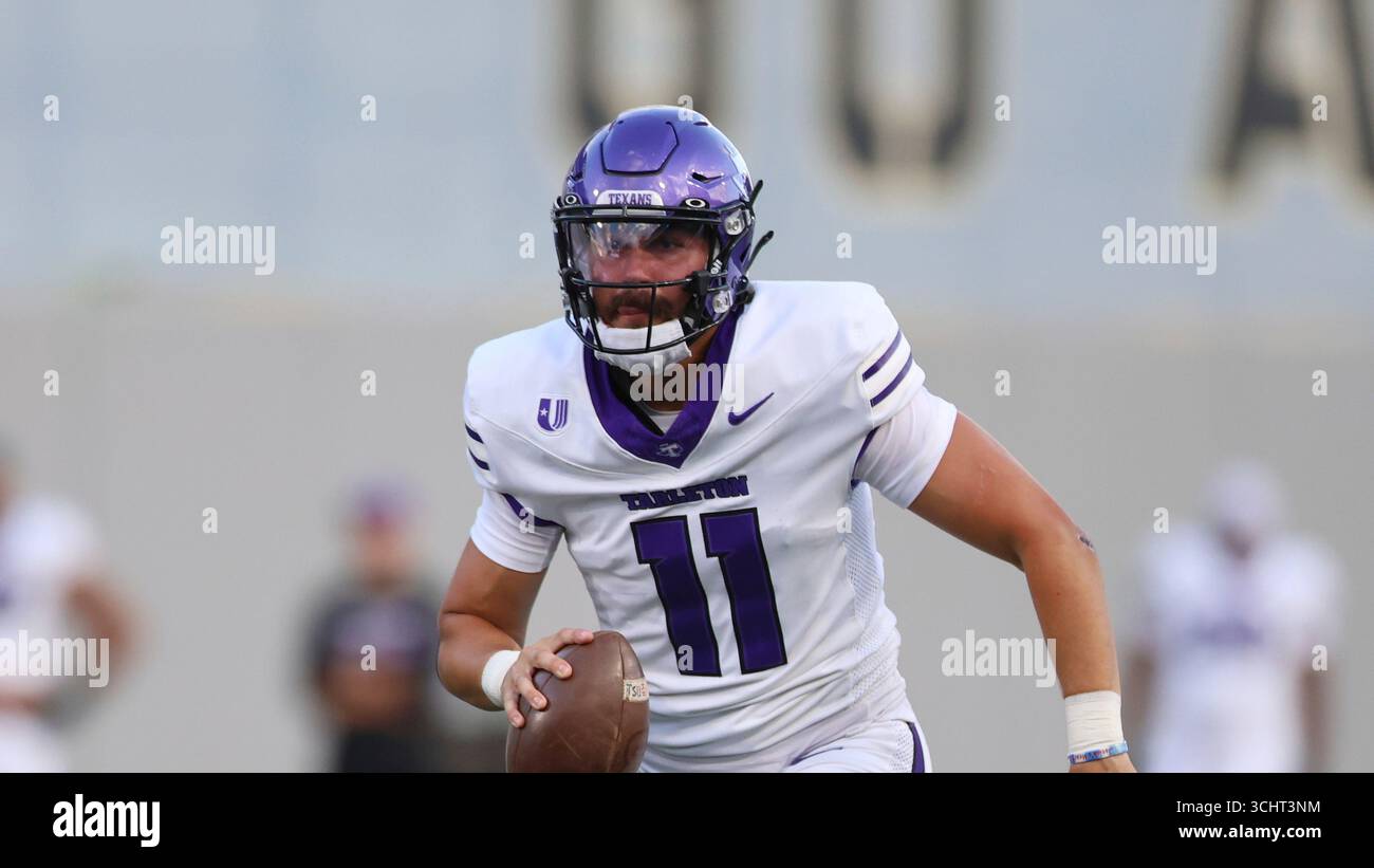 Tarleton State QB Victor Gabalis (11) in action against Army during an ...