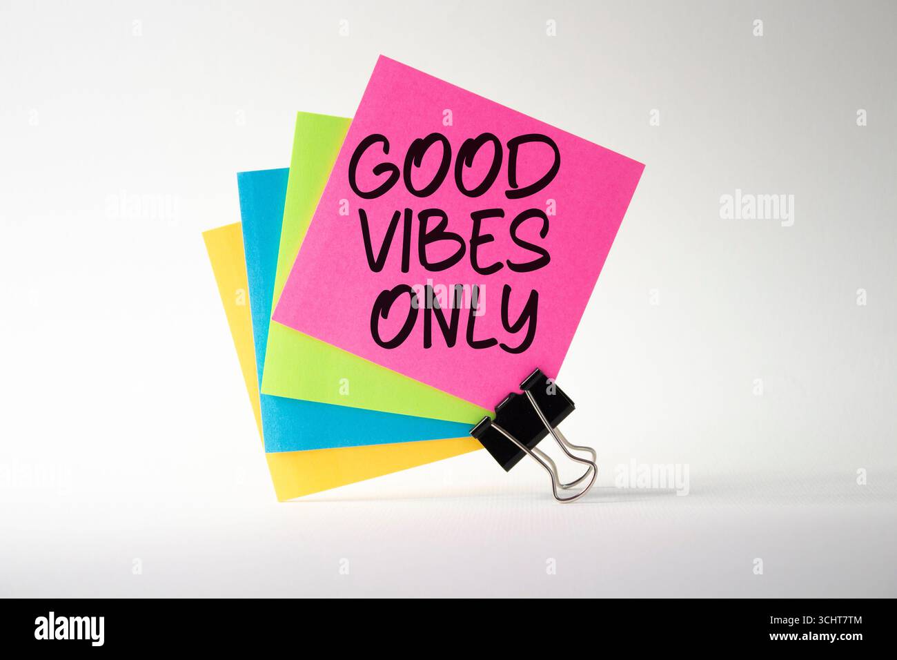 Good Vibes only symbol. Sticky notes with Concept words Good Vibes only ...