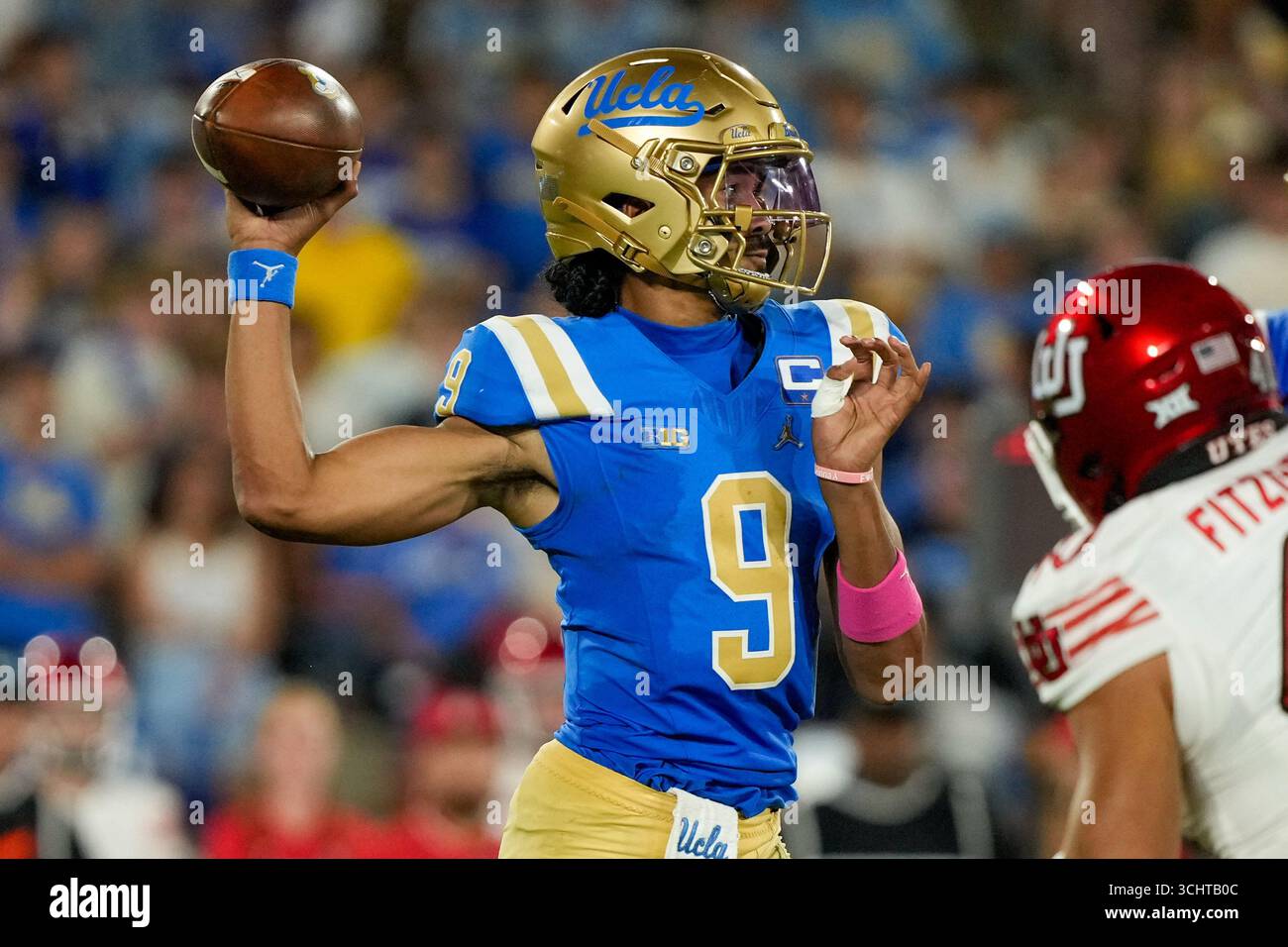 UCLA Bruins quarterback Nico Iamaleava (9) during an NCAA football game ...