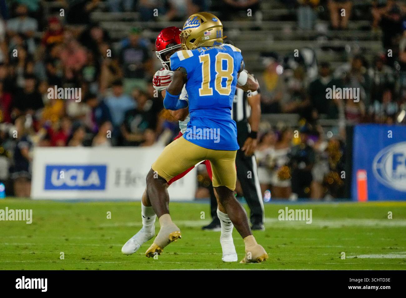 UCLA Bruins defensive back Rodrick Pleasant (18) during an NCAA ...