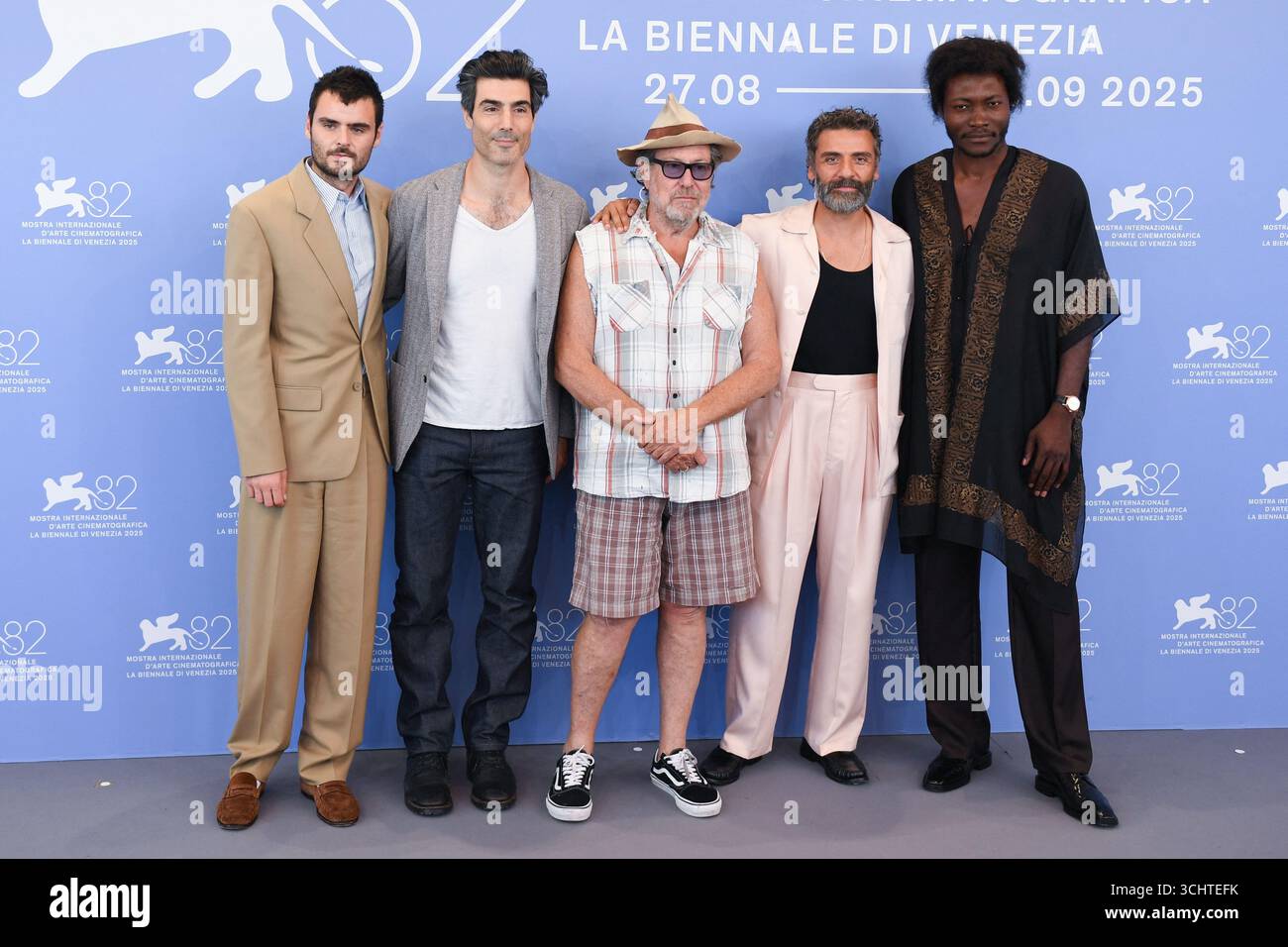 Duke Nicholson, Louis Cancelmi, Julian Schnabel, Oscar Isaac and ...