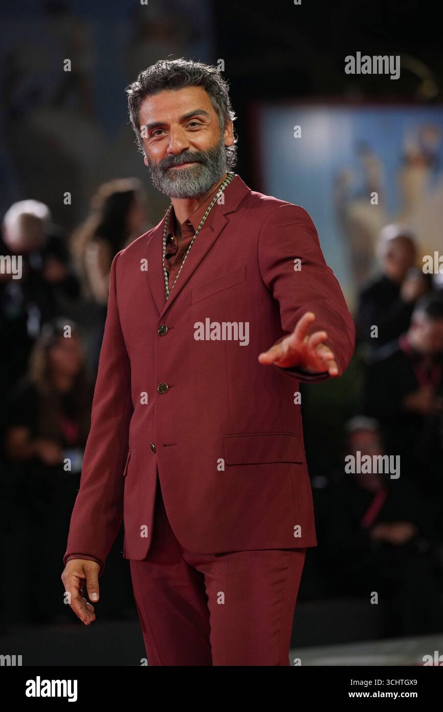 Oscar Isaac poses for photographers on the red carpet for the film 'In ...