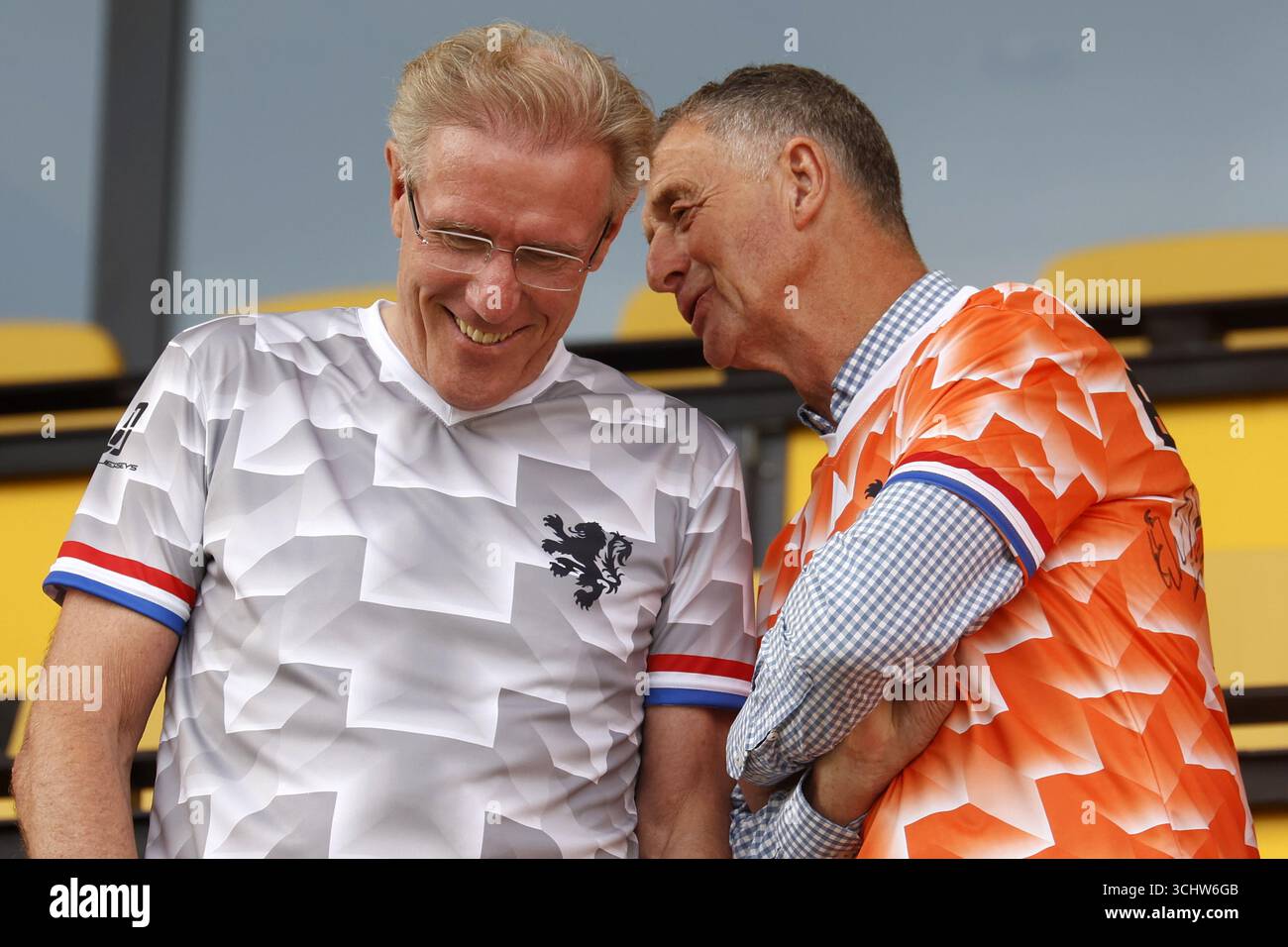 KERKRADE , 03-09-2025 , Parkstad Limburg Stadium, Babavriendenfeest , benefiet voor Tijjani ...