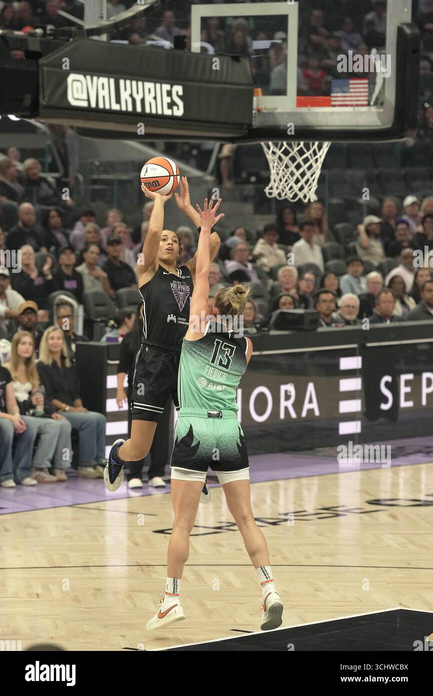 Golden State Valkyries forward Janelle Salaun (13) shoots the ball over ...