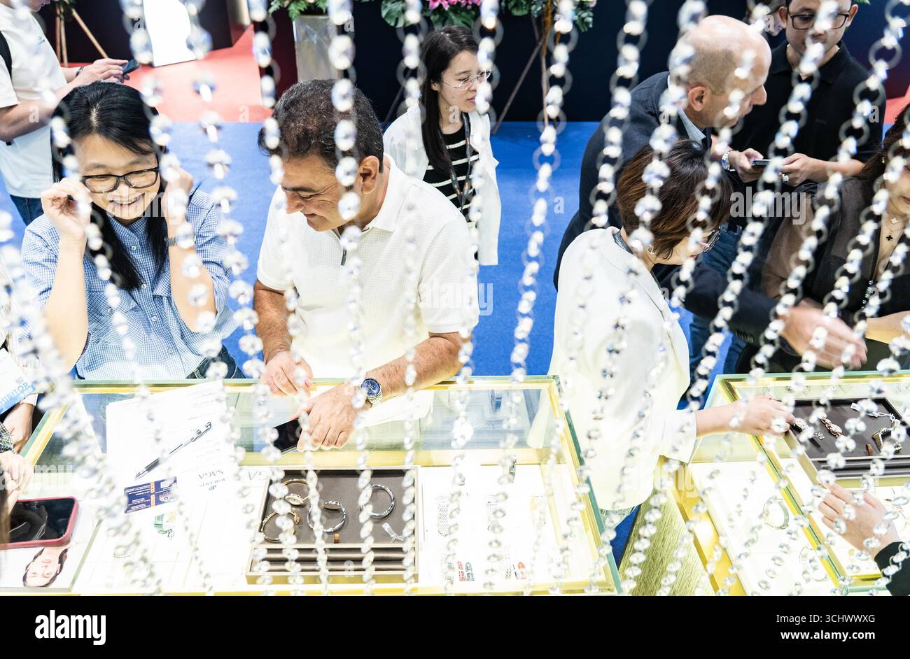 **CHINESE MAINLAND, HONG KONG, MACAU AND TAIWAN OUT** The 44th Hong ...