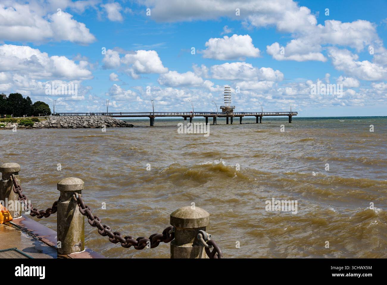 Burlington,Canada. 18th August, 2025. The Burlington Pier in Burlington ...