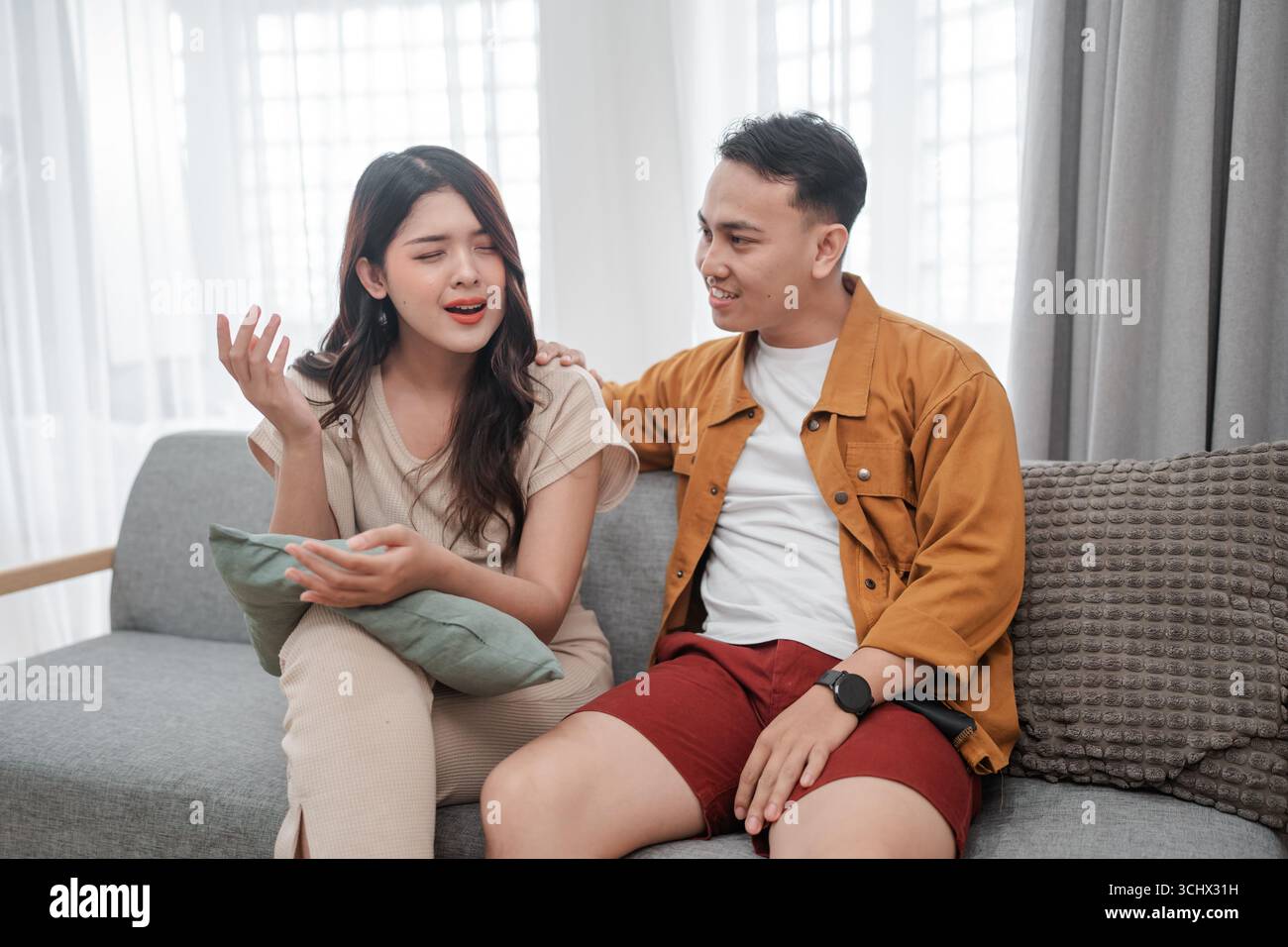 Casual conversation taking place hi-res stock photography and images ...