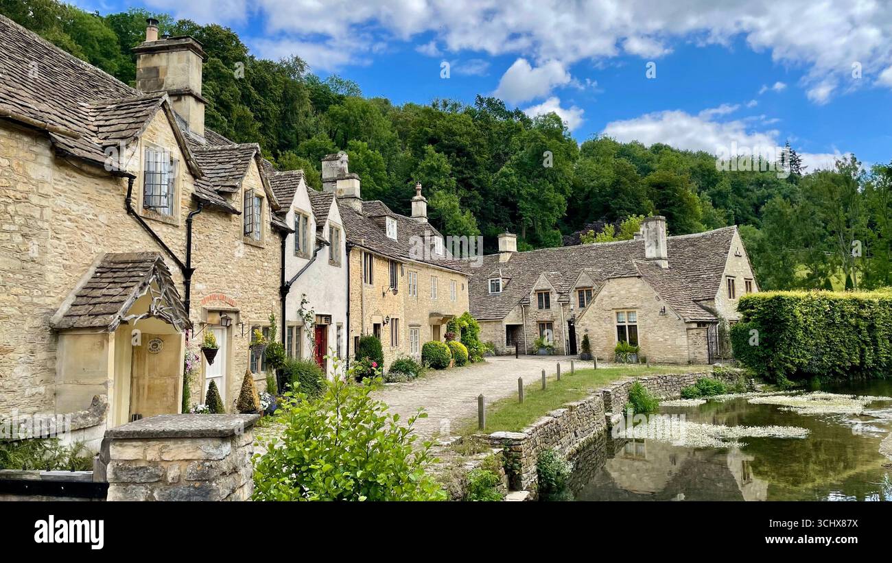 Buildings of Castle Combe village, Cotswolds, England Stock Photo - Alamy