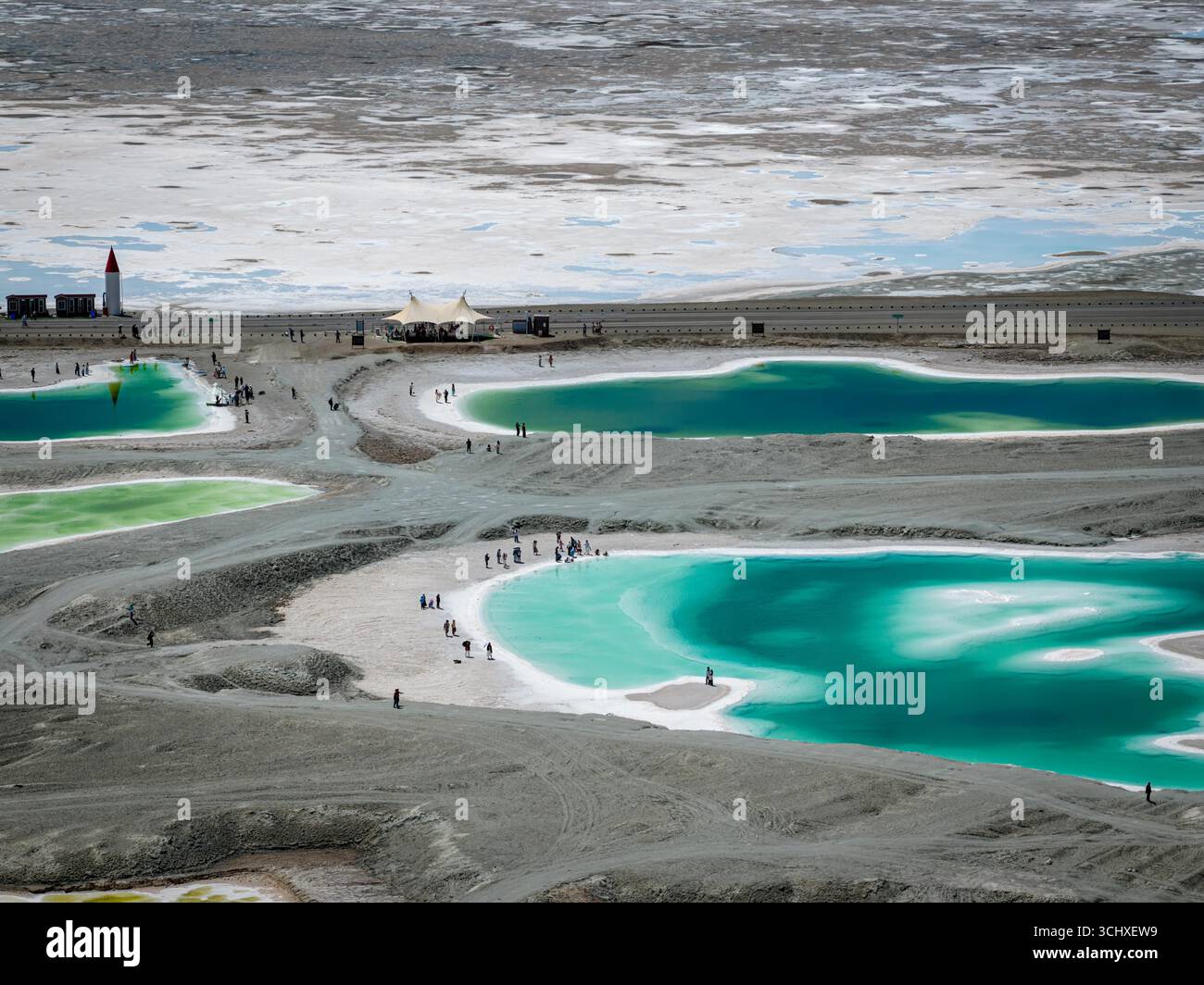 Aerial photo shows emerald Lake in Haixi Mongol and Tibetan Autonomous ...