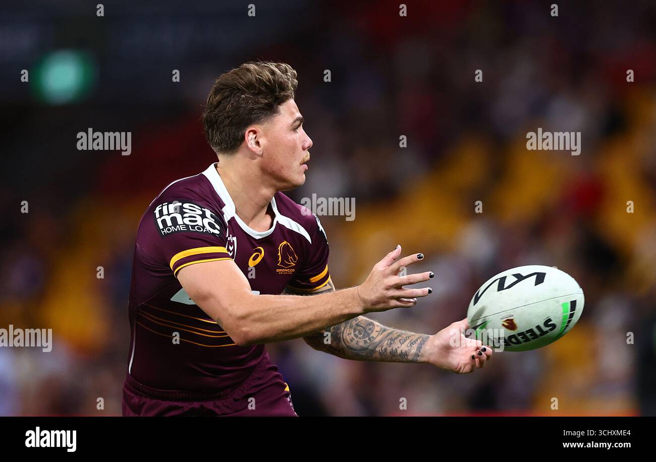 Reece Walsh of the Broncos warms up during the NRL Round 27 match ...