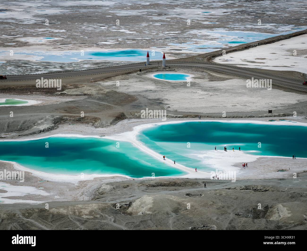 Aerial photo shows emerald Lake in Haixi Mongol and Tibetan Autonomous ...