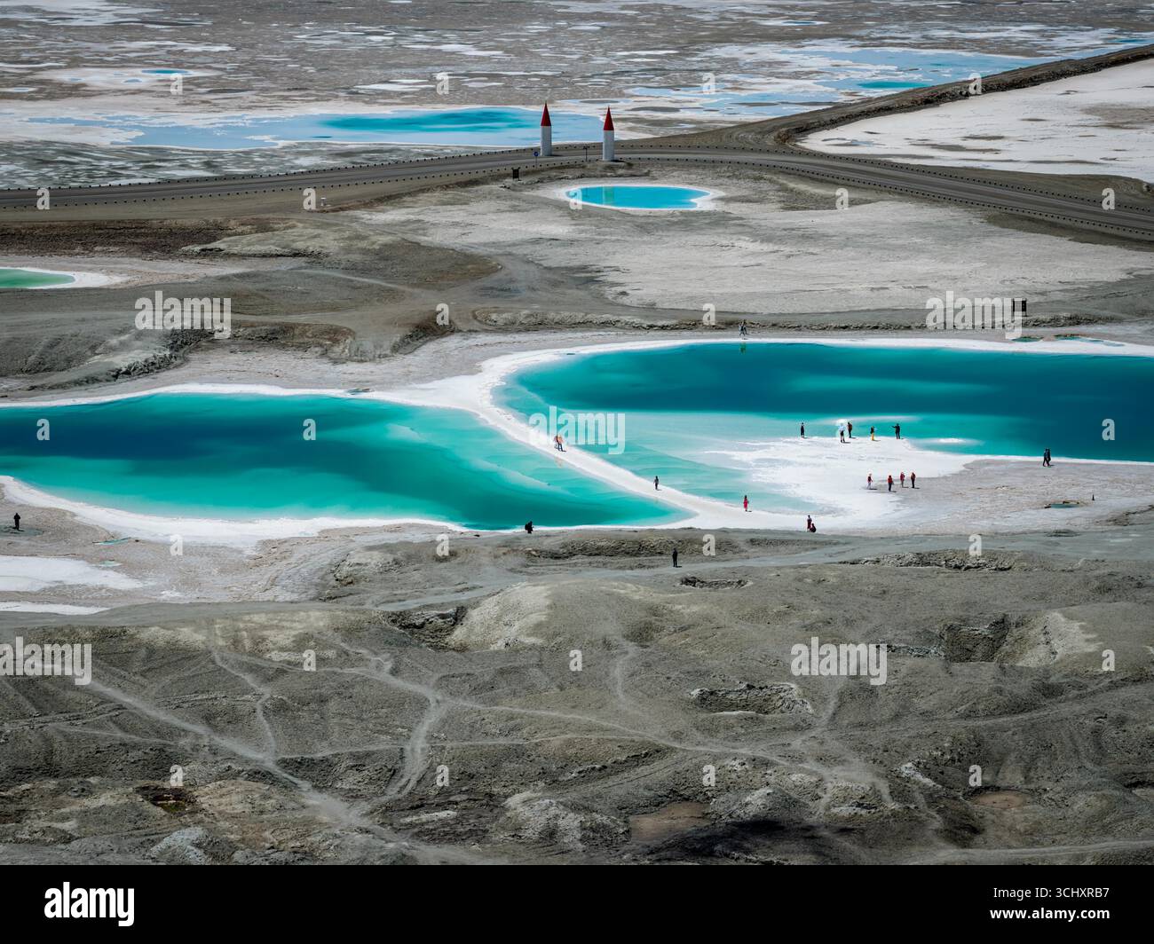 Aerial photo shows emerald Lake in Haixi Mongol and Tibetan Autonomous ...