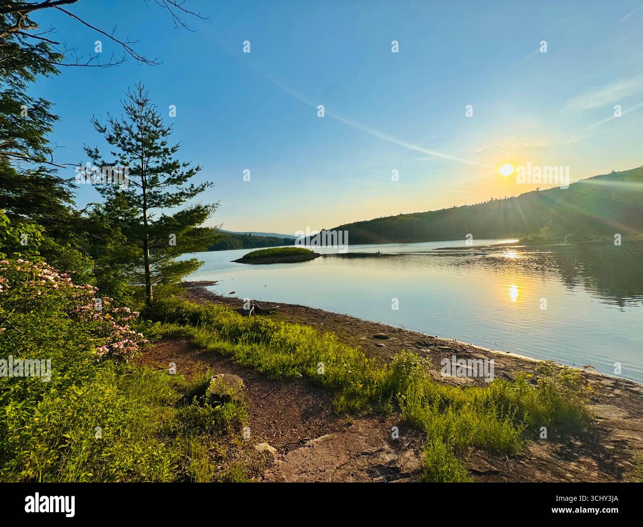 mountain peak and tree view. North South Lake Campground in the ...
