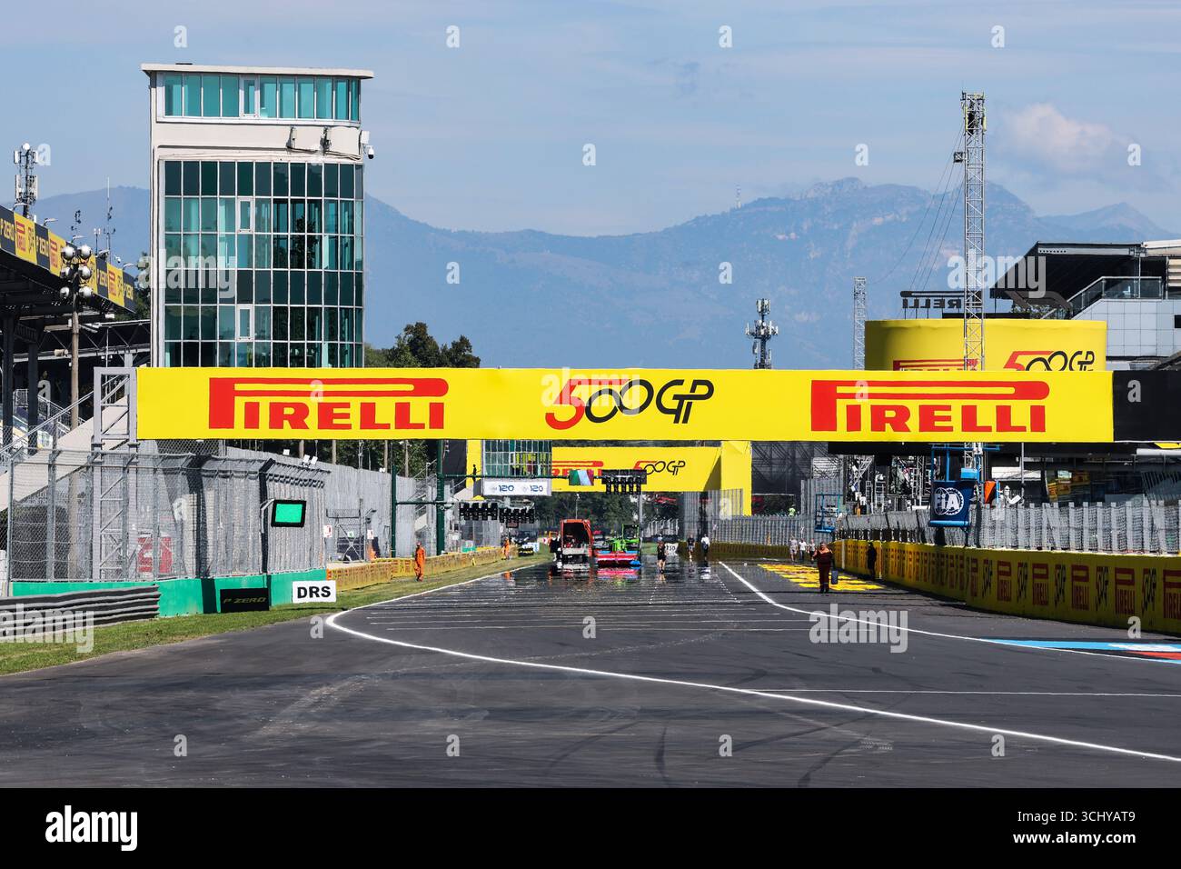 Monza start 2025 hi-res stock photography and images - Alamy