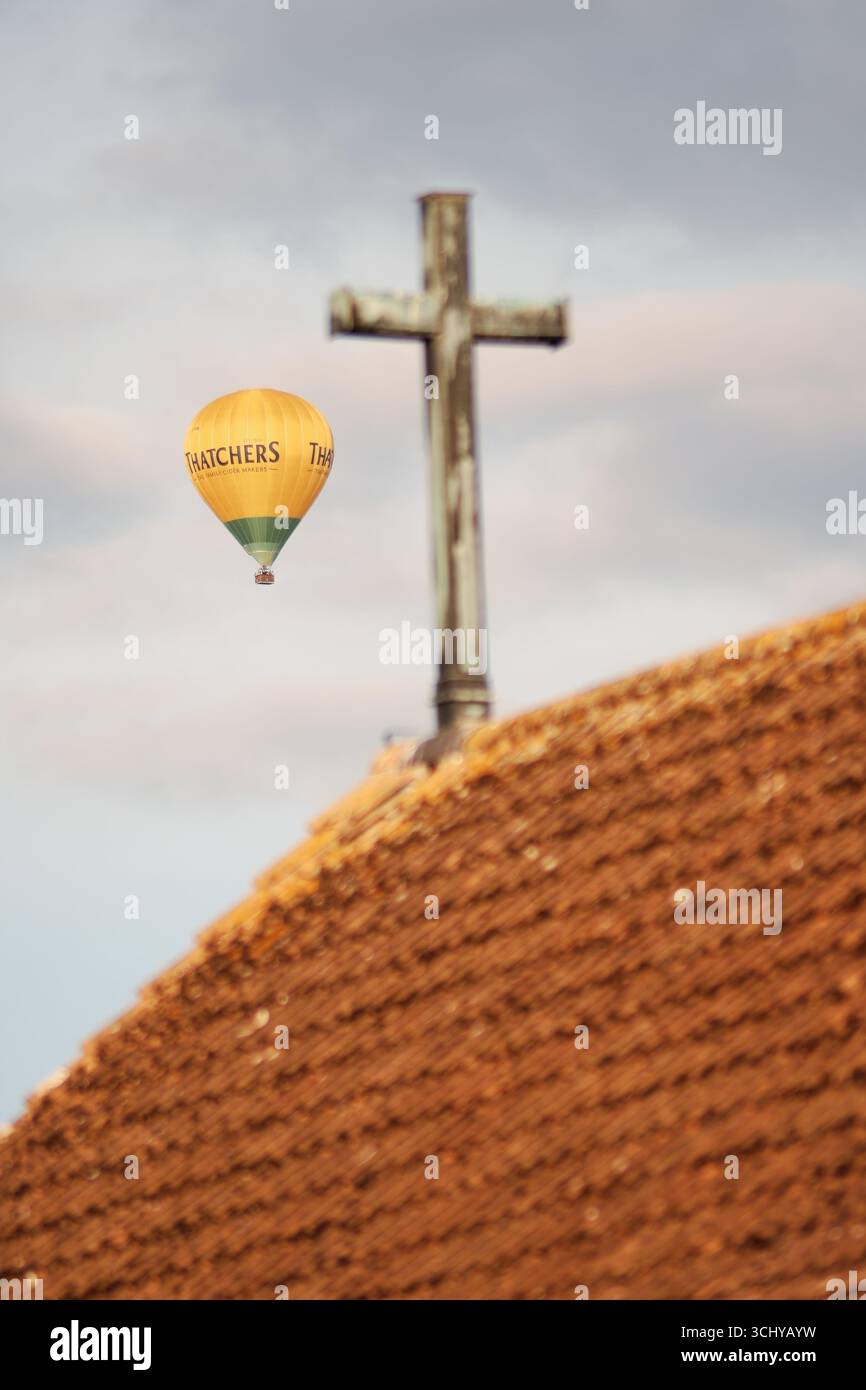 Hot Air Balloons in and around Bath Stock Photo - Alamy