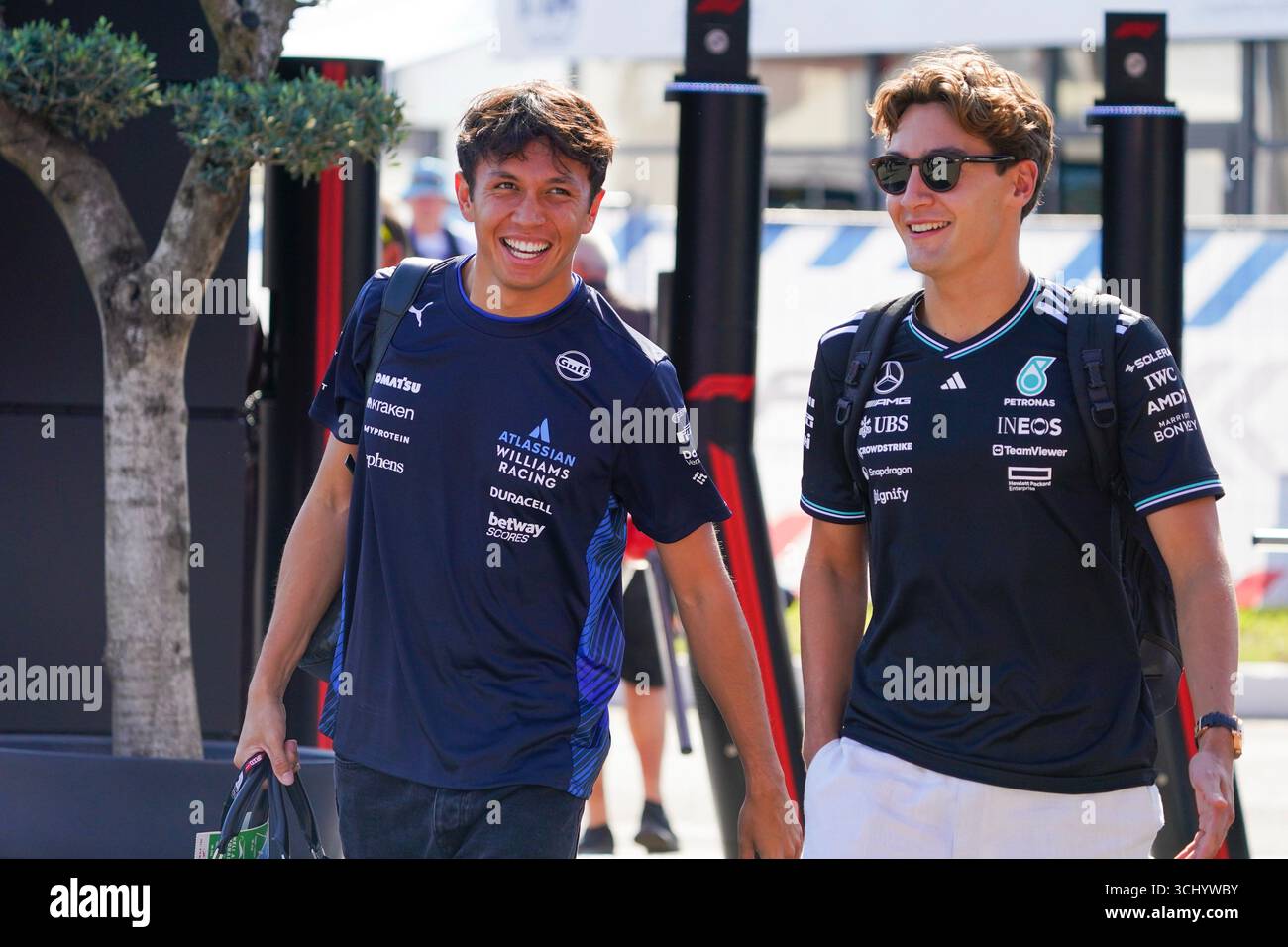 George Russell and Alexander Albon during the Formula 1 Pirelli Gran ...