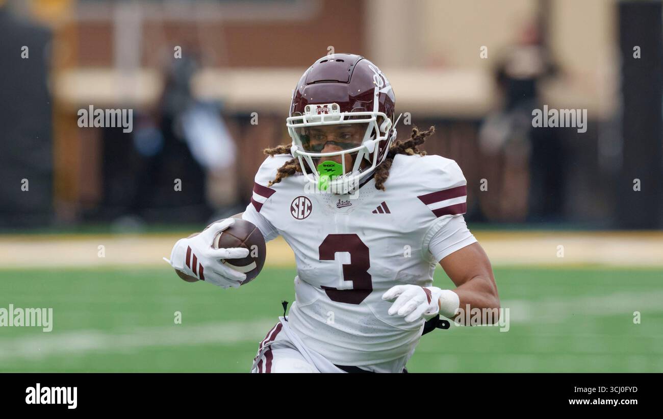 Mississippi State wide receiver Anthony Evans III (3) runs during an ...