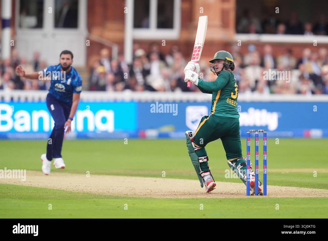 South Africa's Matthew Breetzke (right) batting during the second Metro ...