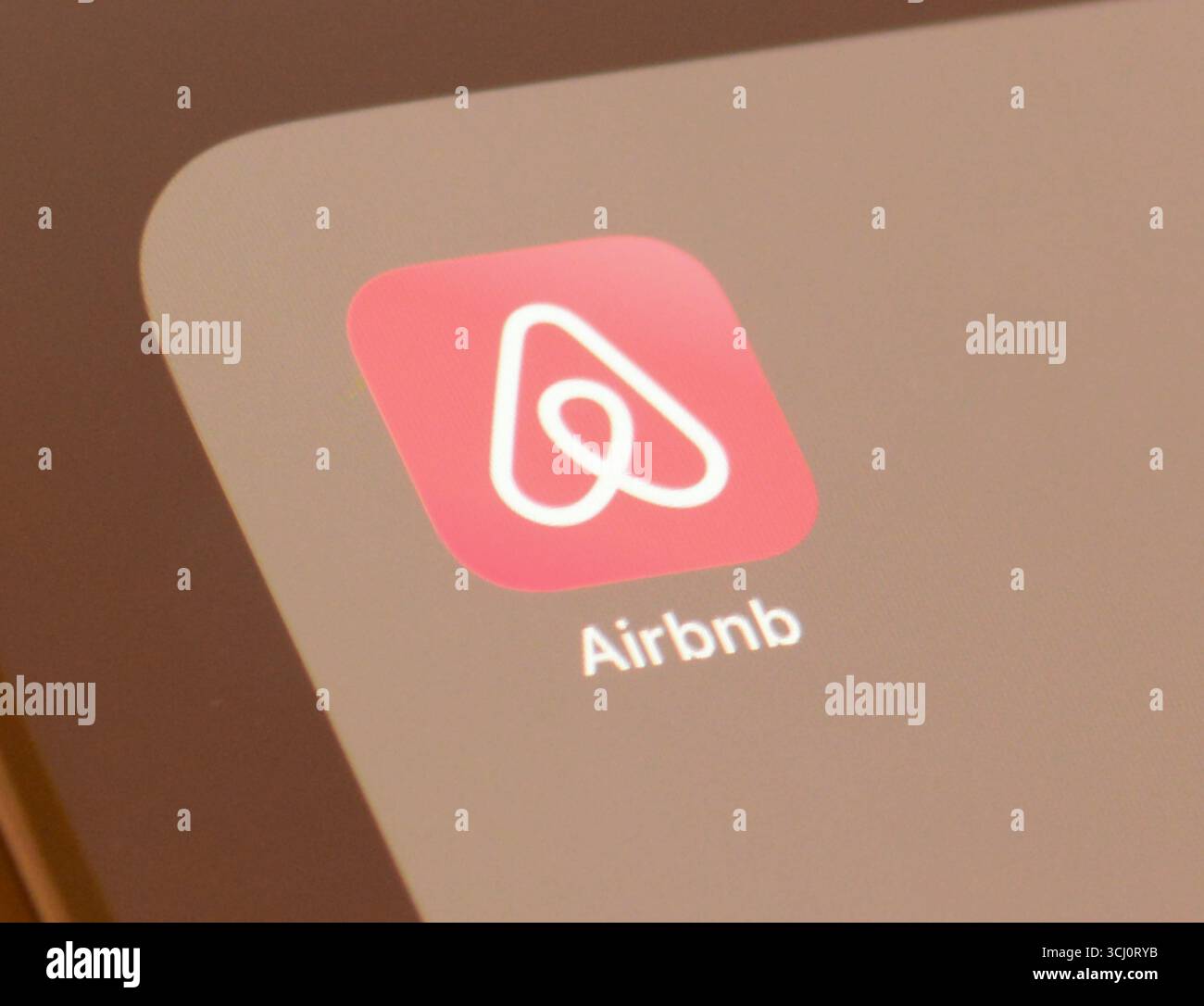 International travel online booking hi-res stock photography and images ...