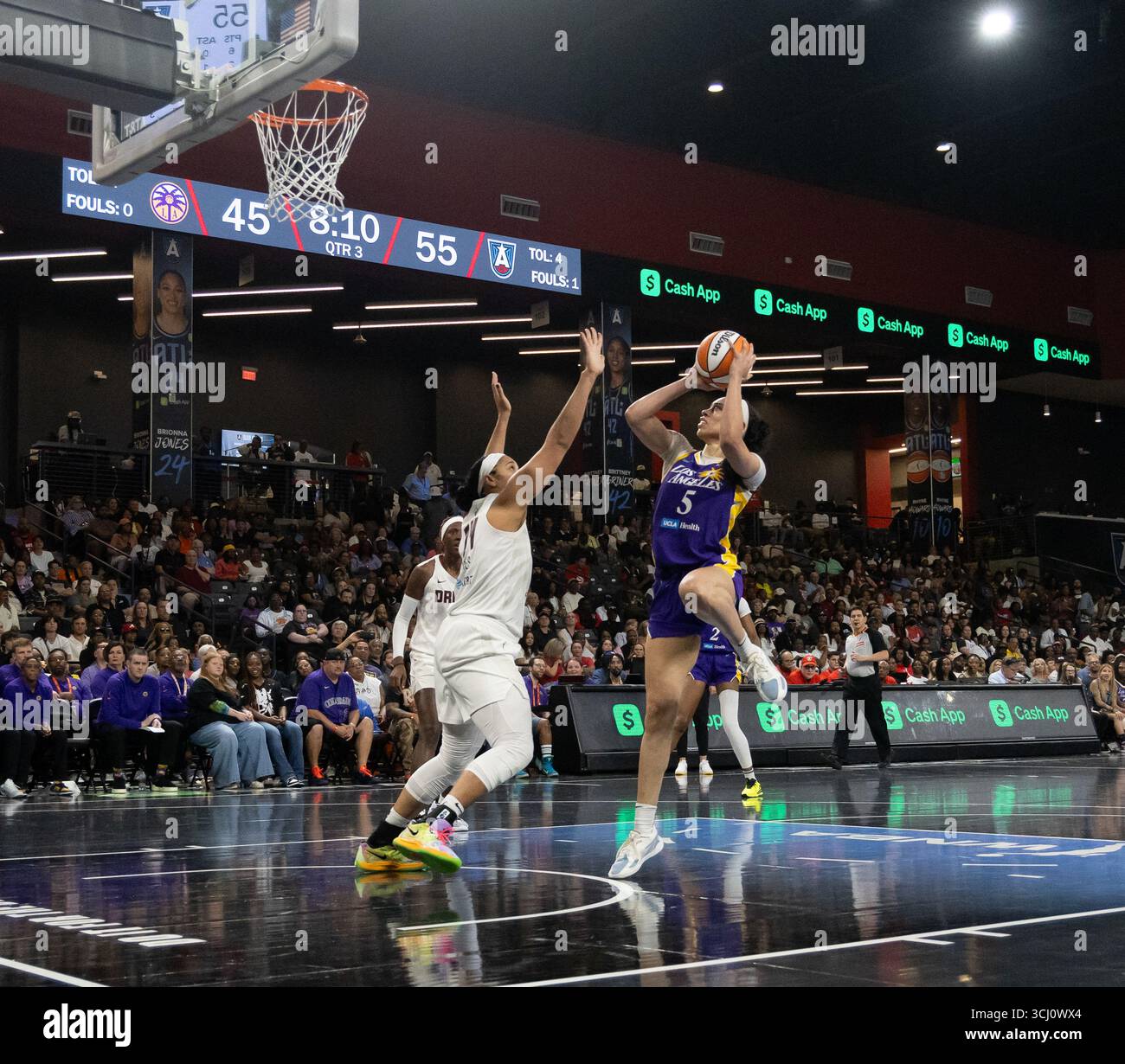 Sep 3, 2025; College Park, GA, USA; Dearica Hamby #5 and the Los ...