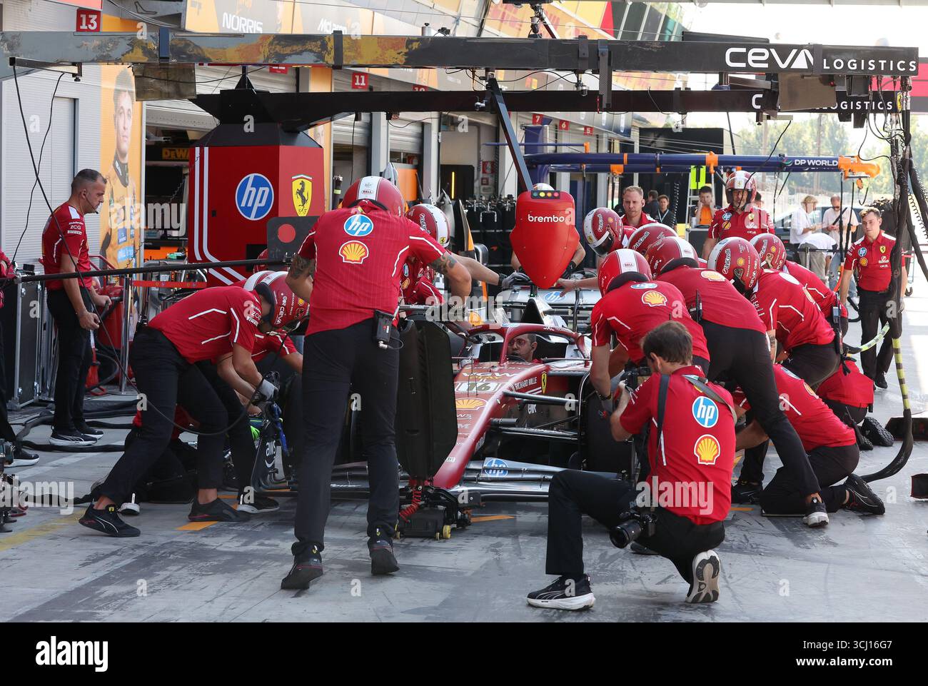 Pit stop SimulationPit stop Simulation Formula 1 Pirelli Gran Premio d'Italia 2025 Monza- F1 ...