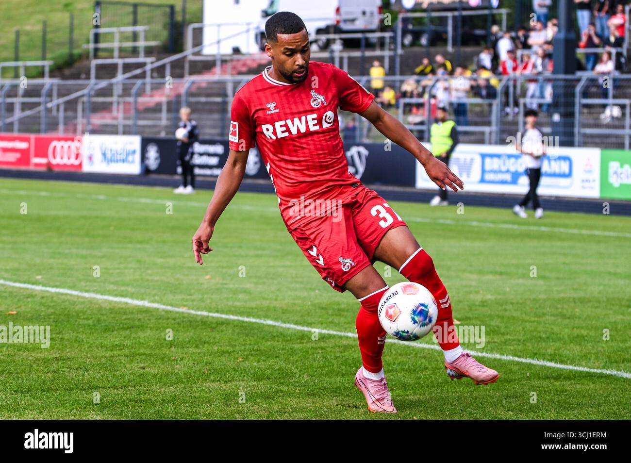 Linton Maina (1. FC Köln), Freundschaftsspiel, ETB Schwarz-Weiß Essen ...
