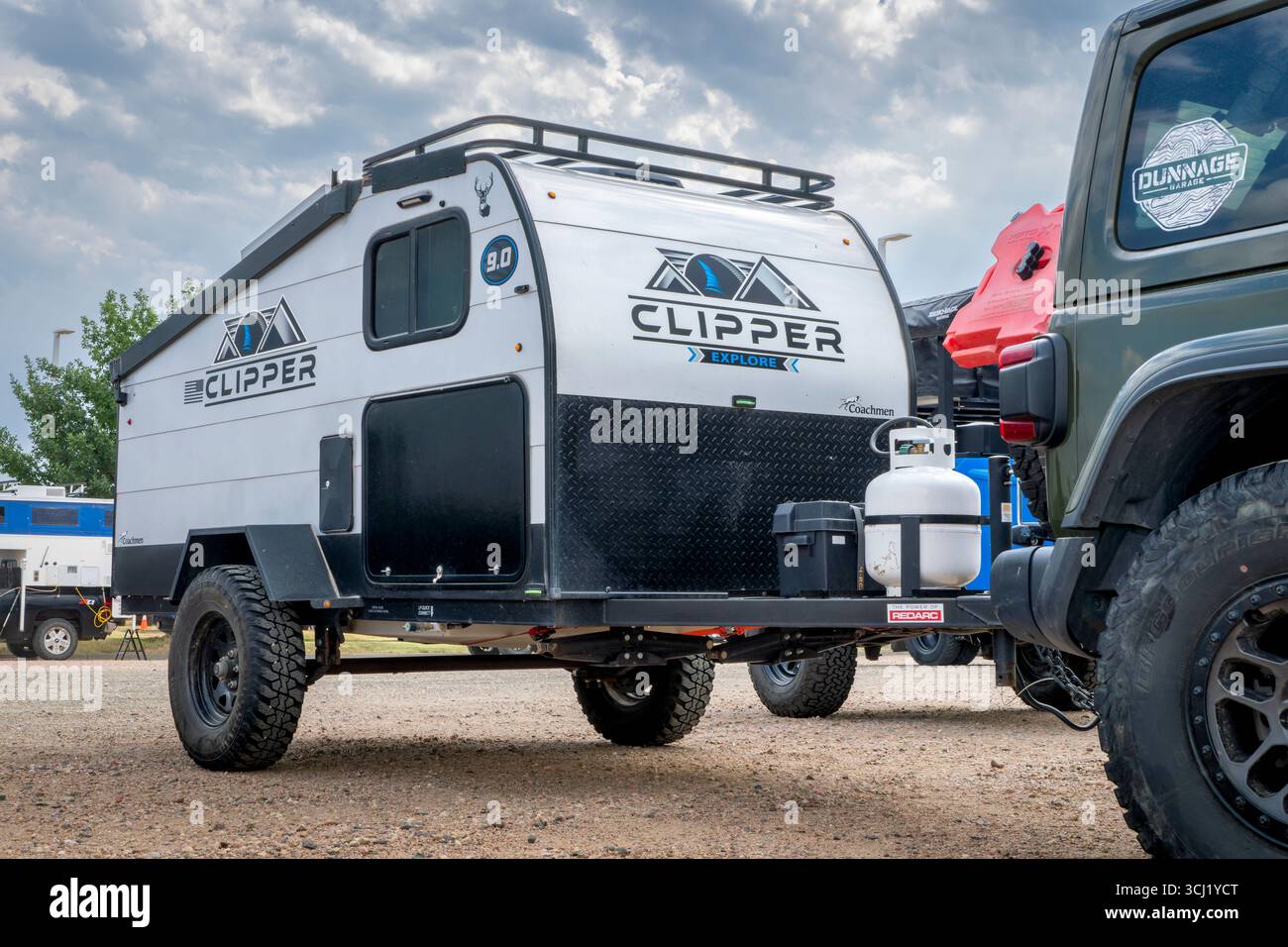 Tear drop camping hi-res stock photography and images - Alamy