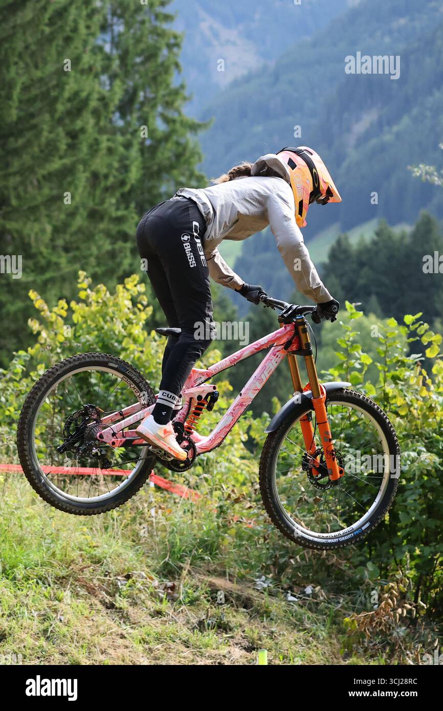04/09/2025, Champéry, Champéry 2025 UCI Mountain Bike World Championships, Rosa Zierl (AUT ...